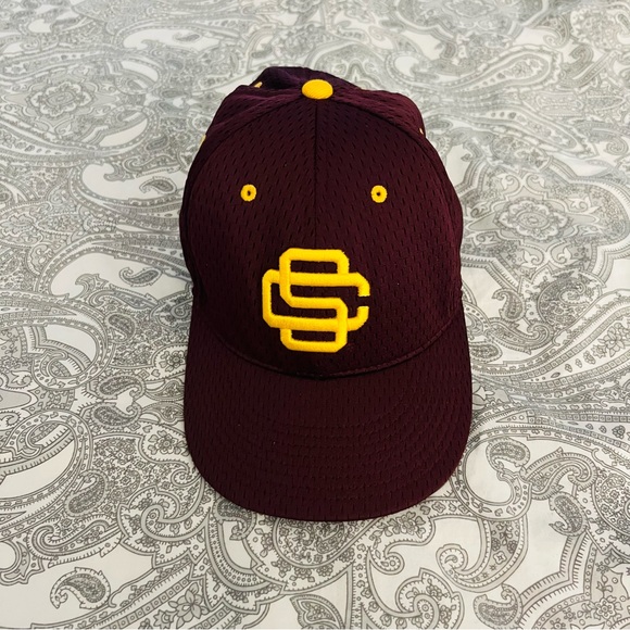 Nike | Accessories | Vintage Usc Nike Fitted Baseball Cap In Mesh ...
